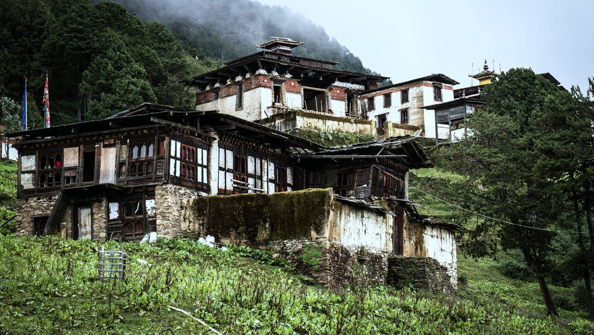 Best Day Hikes in Bhutan - Explore Top Trails & Scenic Routes