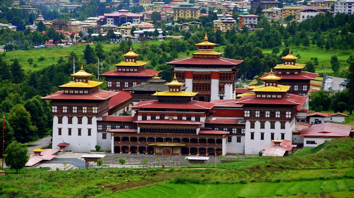 Dzongs in Bhutan: A Guide to Bhutan's Famous Fortress Monasteries