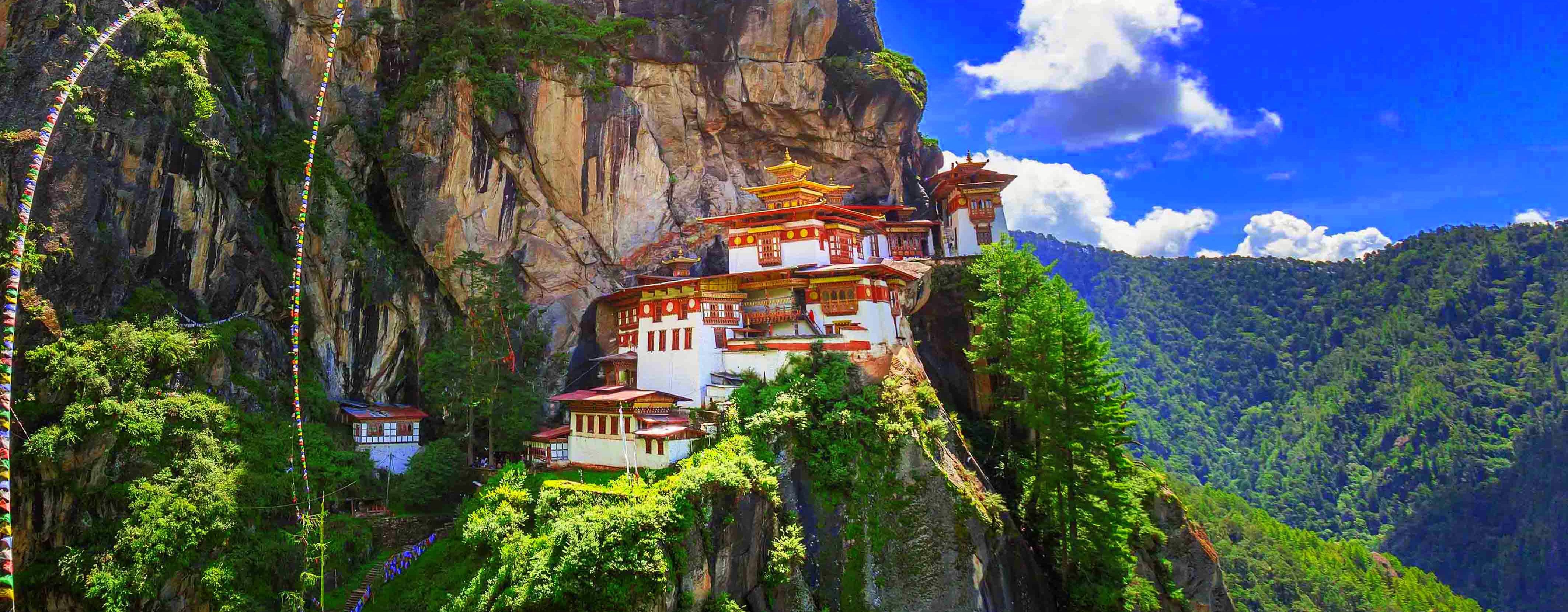 Top 10 Reasons to Visit Bhutan: Discover the Land of the Thunder Dragon